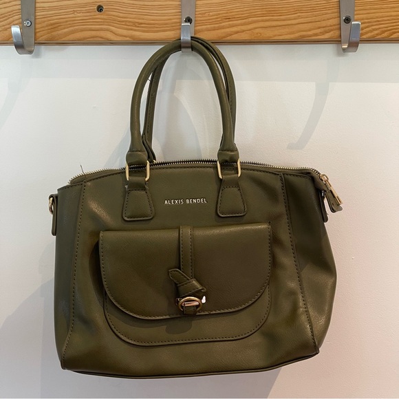 Alexis Bendell | Bags | Olive Green Alexis Bendel Purse Shoulder Bag ...